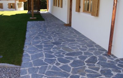 Bodenplatten - Selmayr Natursteine